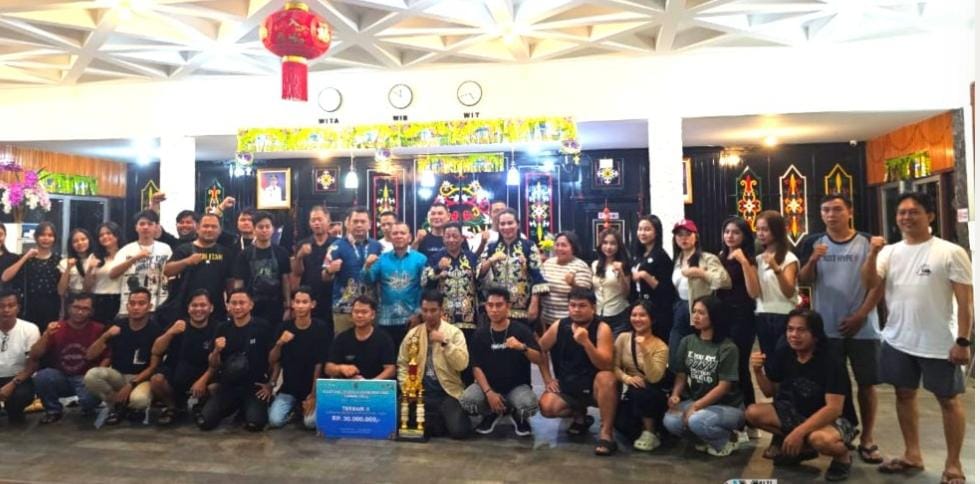 Kontingen Mura Juara II Lomba Karnaval Budaya FBIM 2025 - Kabar Muara Teweh